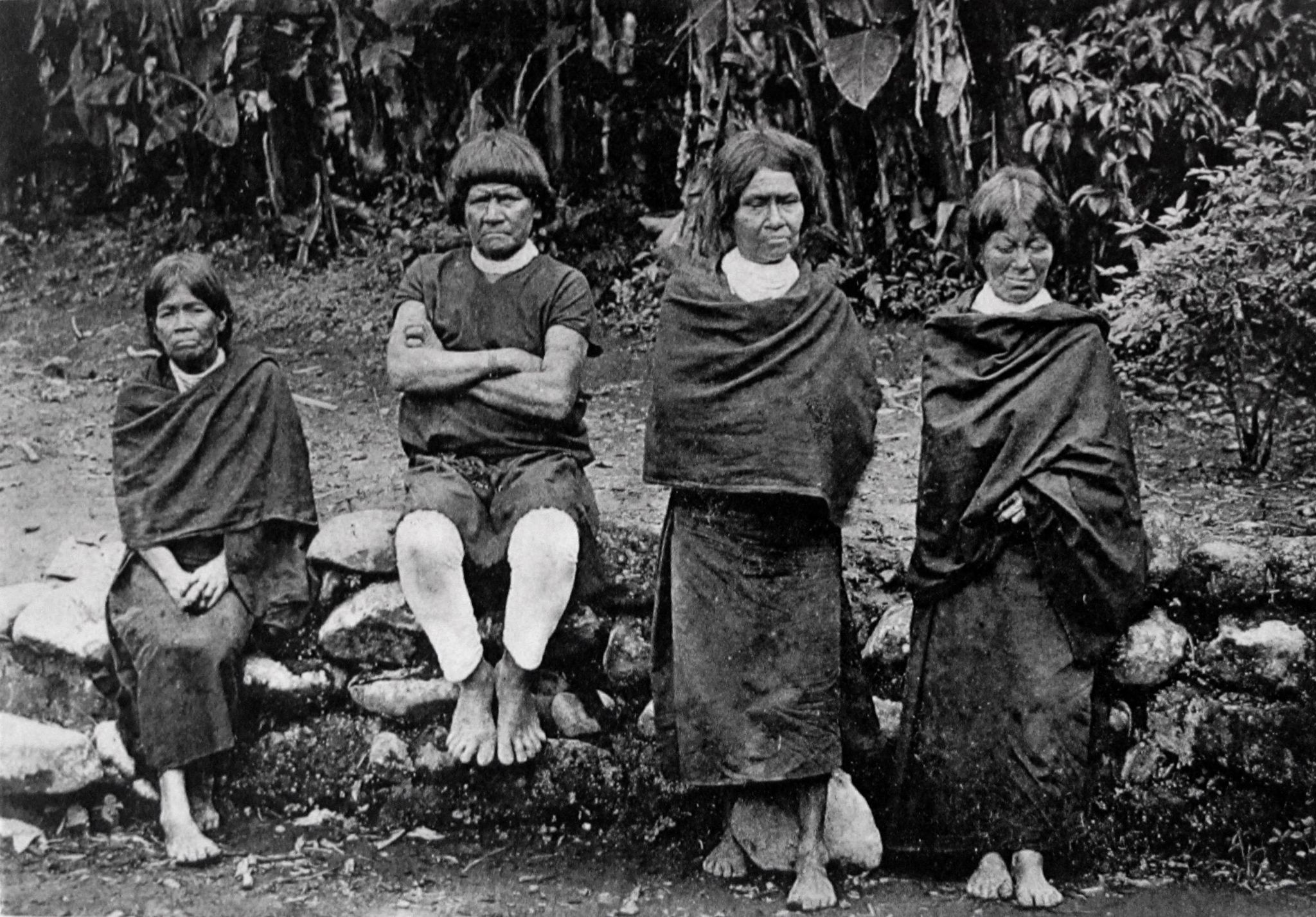 Indígenas y misioneros en las imágenes de principios del siglo XX ...