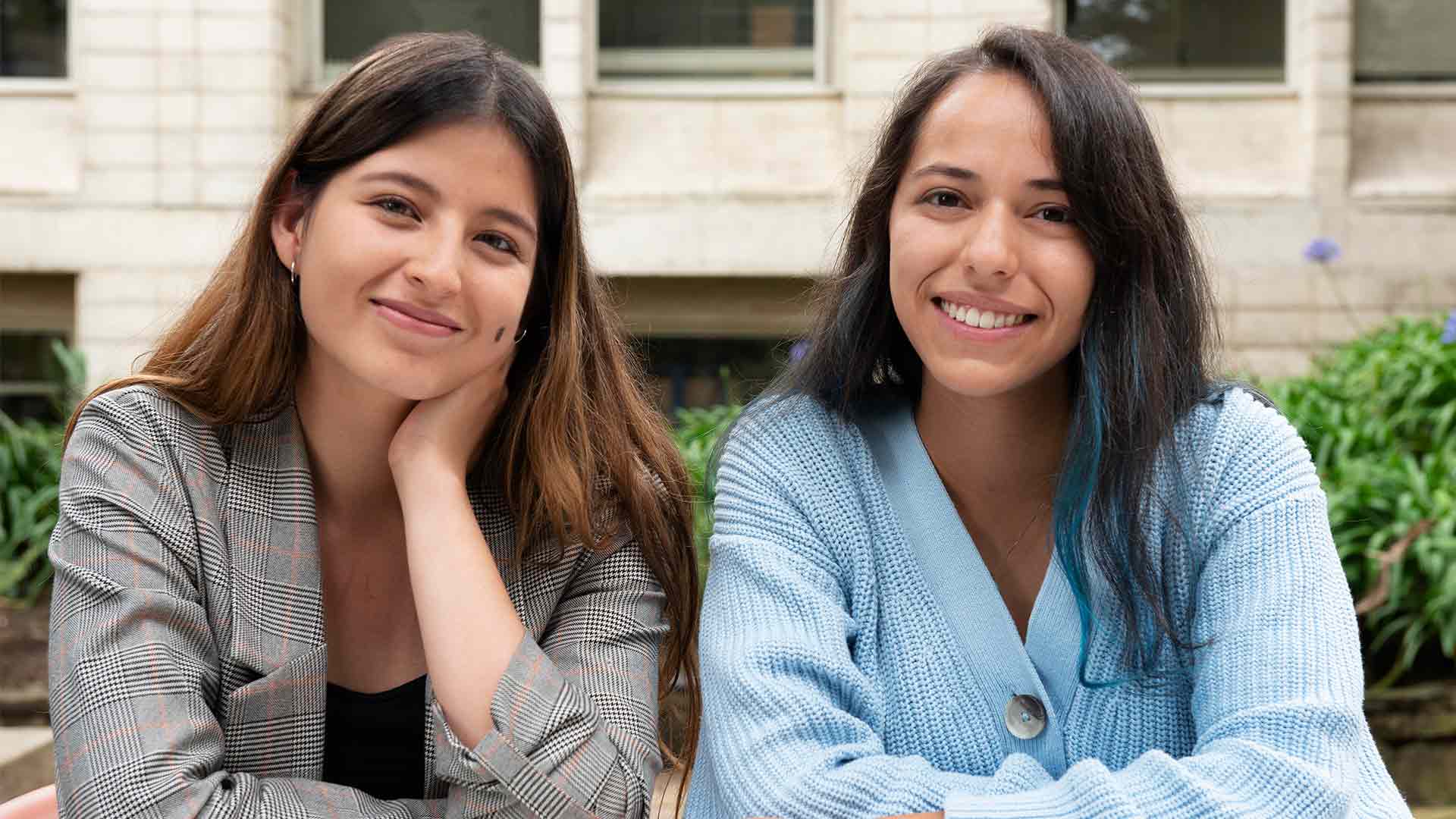 Juliana Reyes y Laura Cano: psicología con comunidades