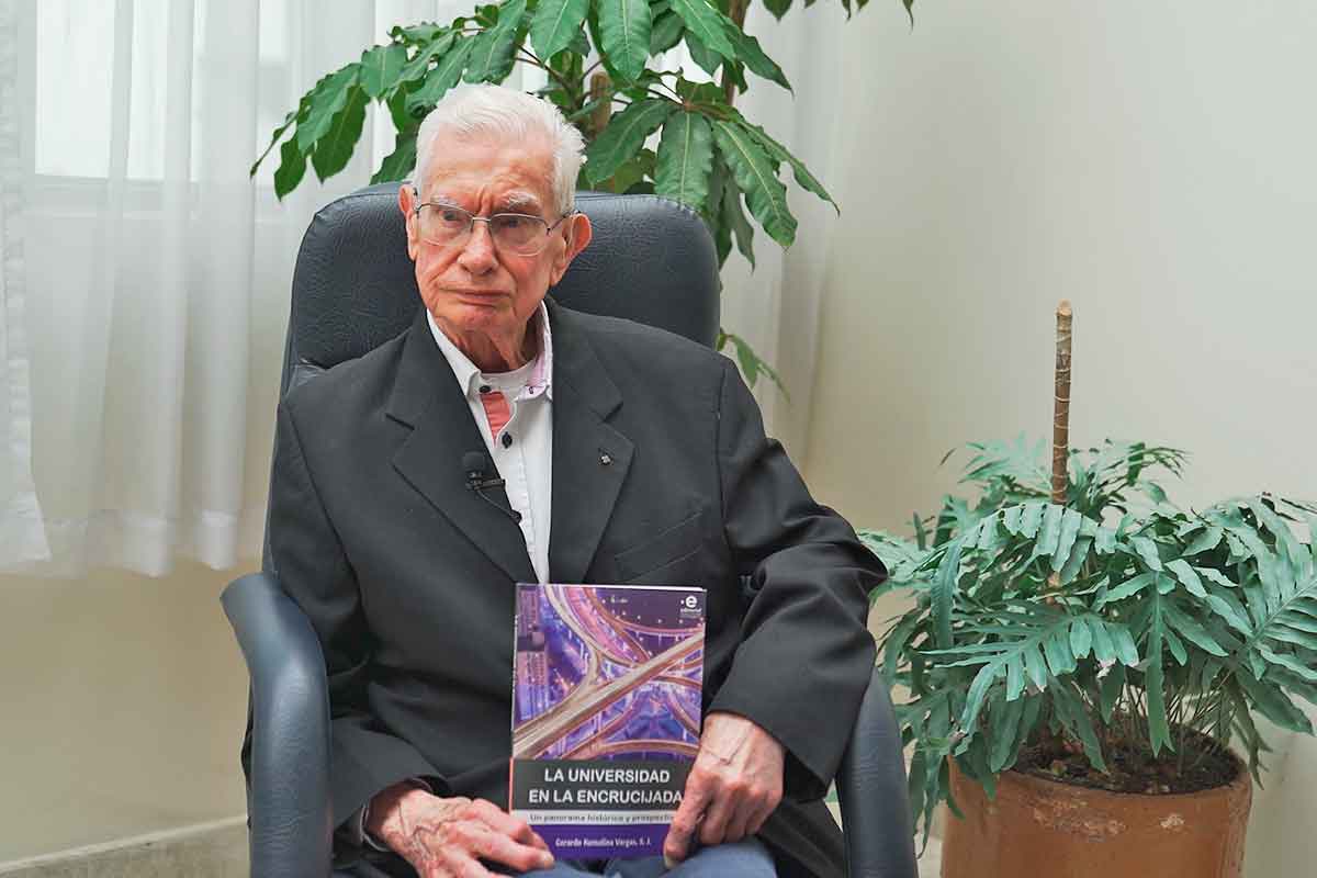 Padre Gerardo Remolina, SJ: Una vida dedicada a la enseñanza